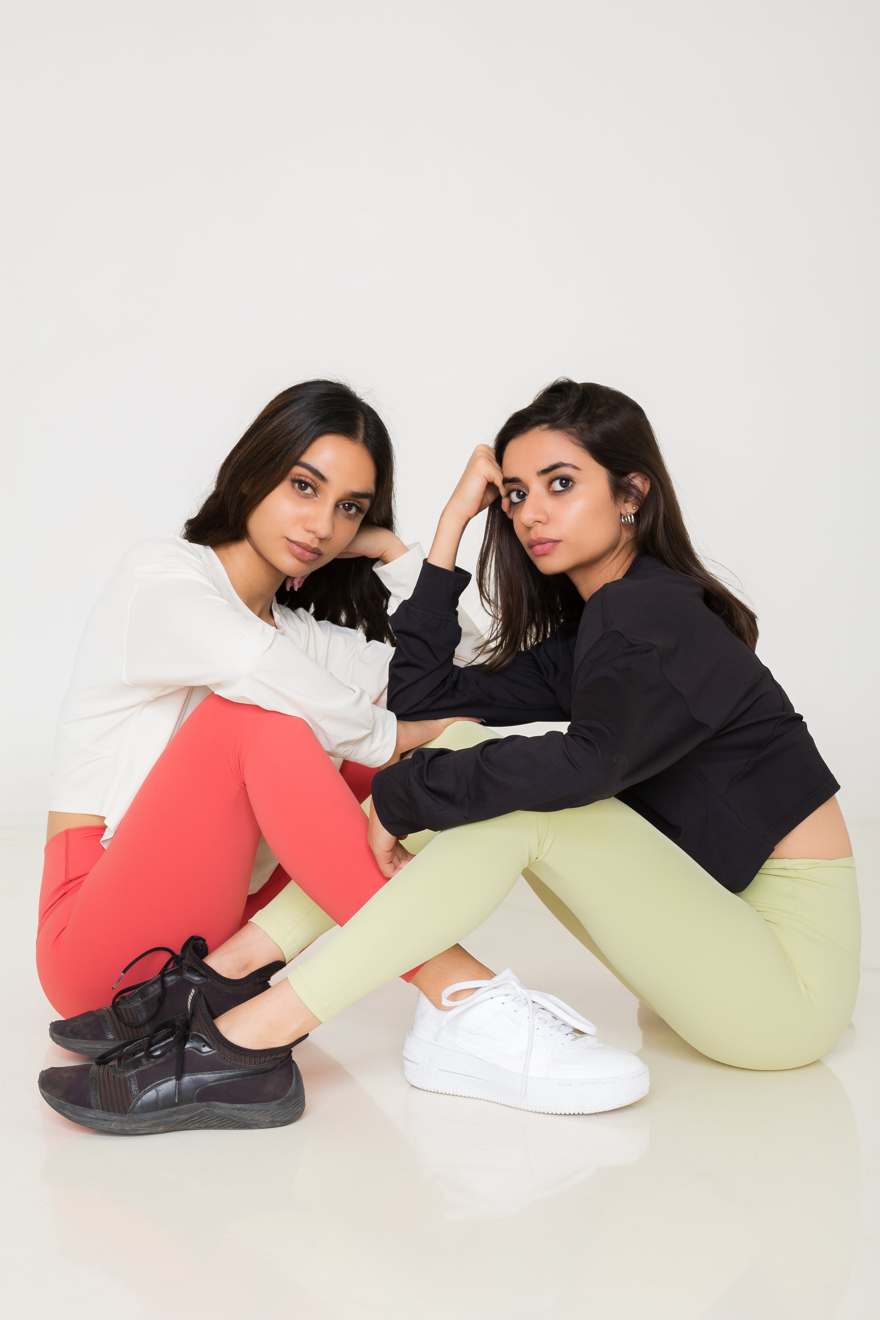 Shop for women's activewear tops, leggings and other activewear – Steezy