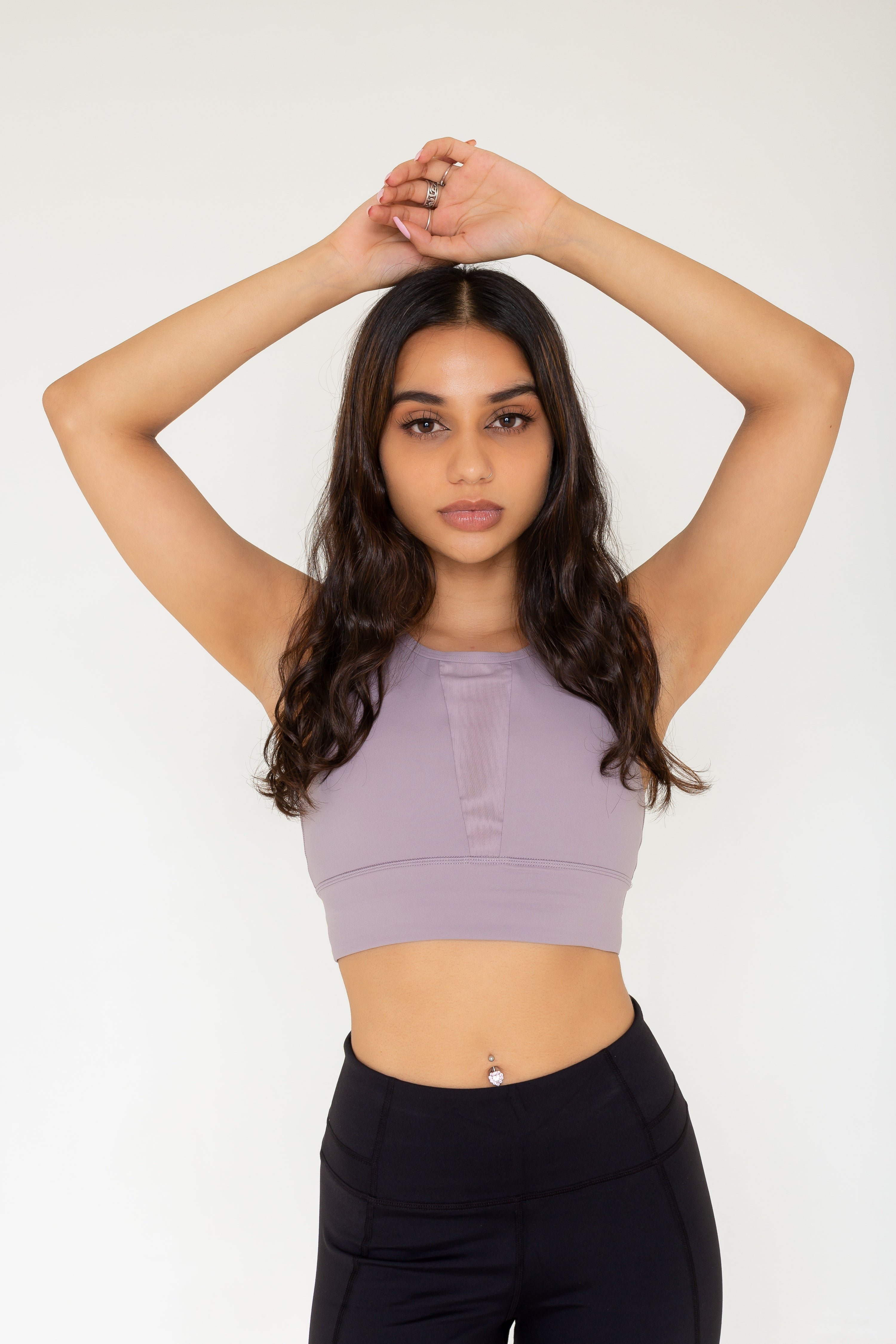 Shop for women's activewear tops, leggings and other activewear – Steezy